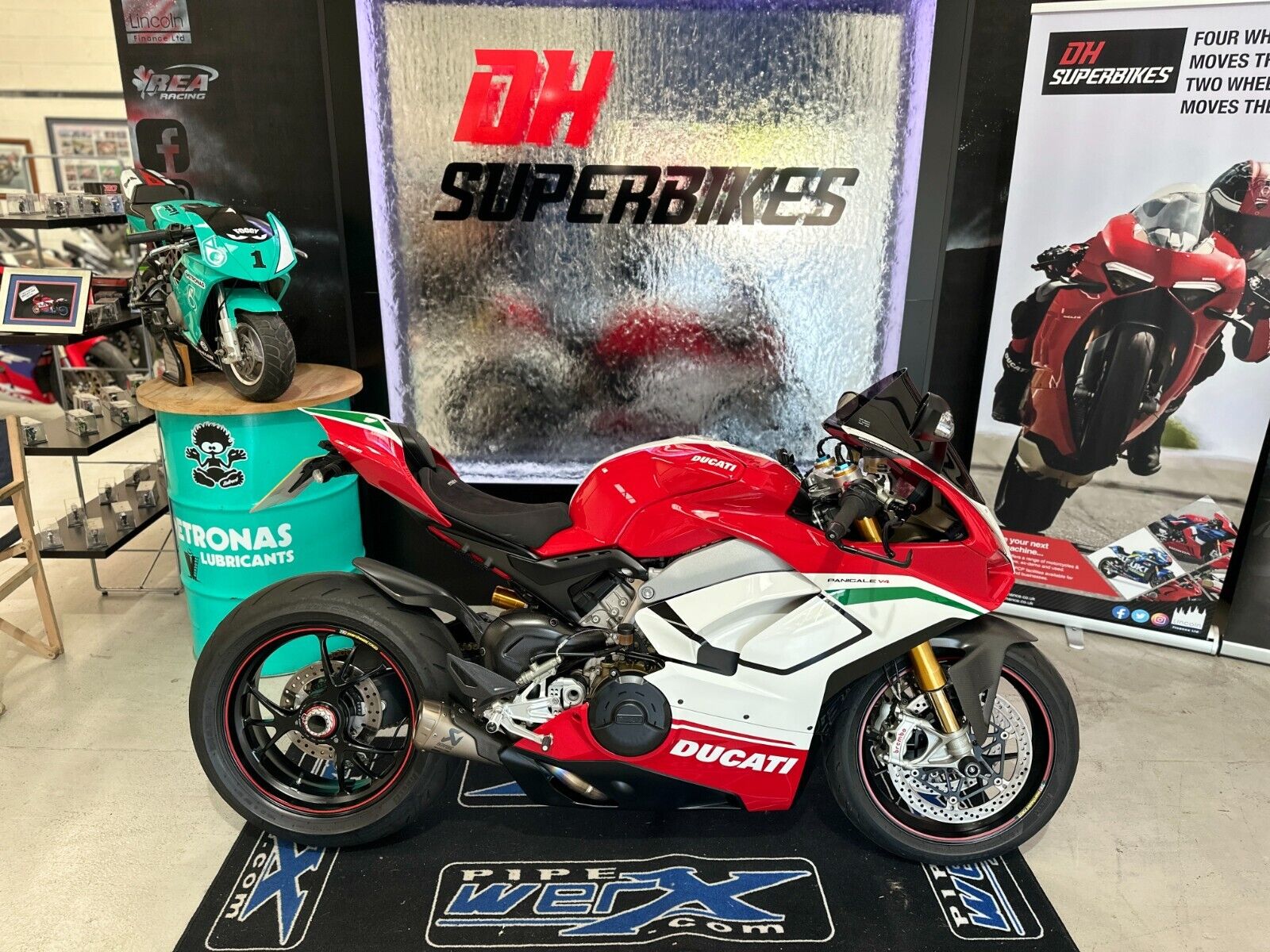 DUCATI V4S V4 SPECIALE Panigale 10,000 MILES PX SWAP AKRAPOVIC PPF ...