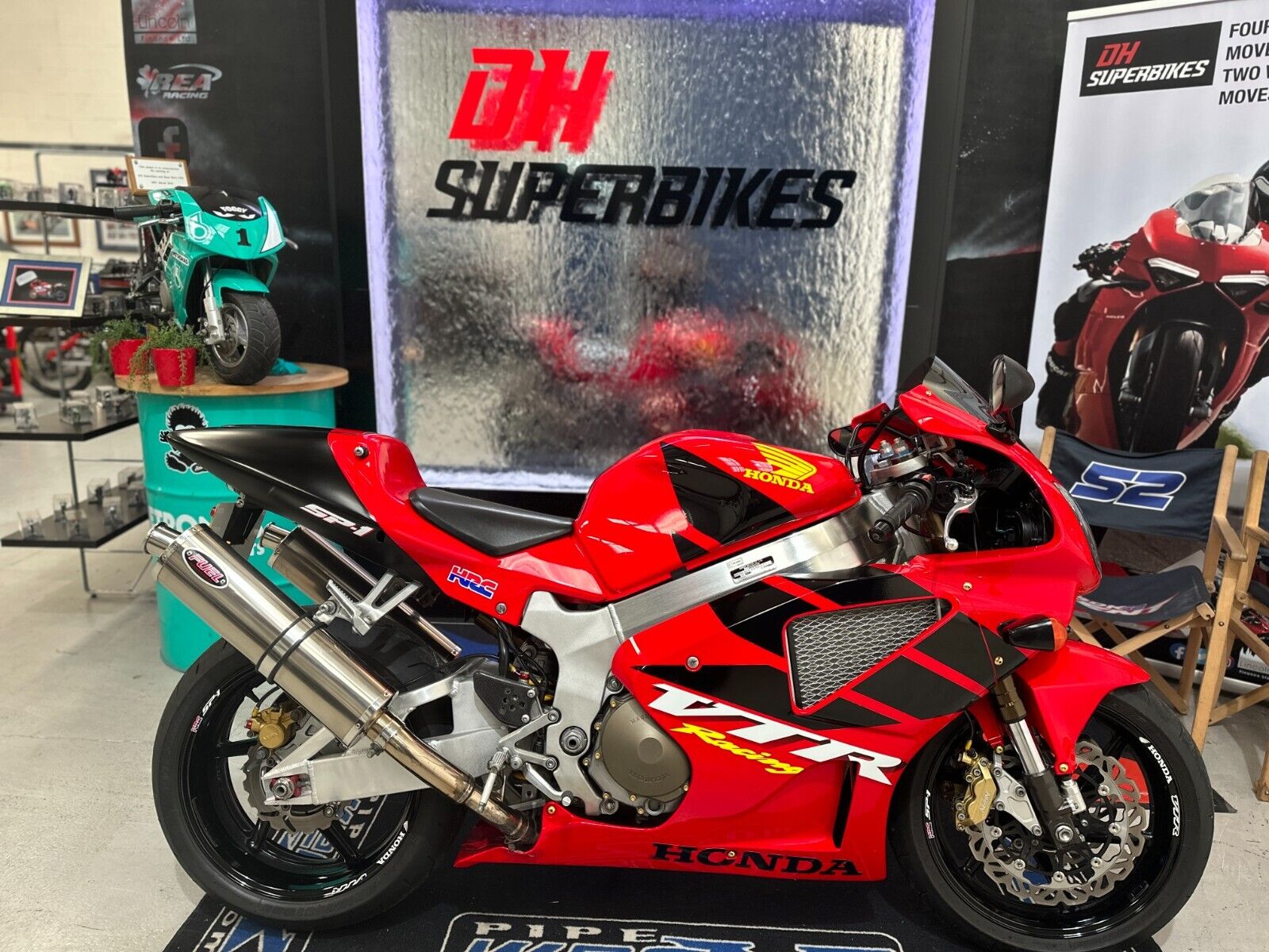 Honda VTR1000 SP1 7800 MILES PX SWAP TWIN HRC IMMACULATE RACEBIKE ...
