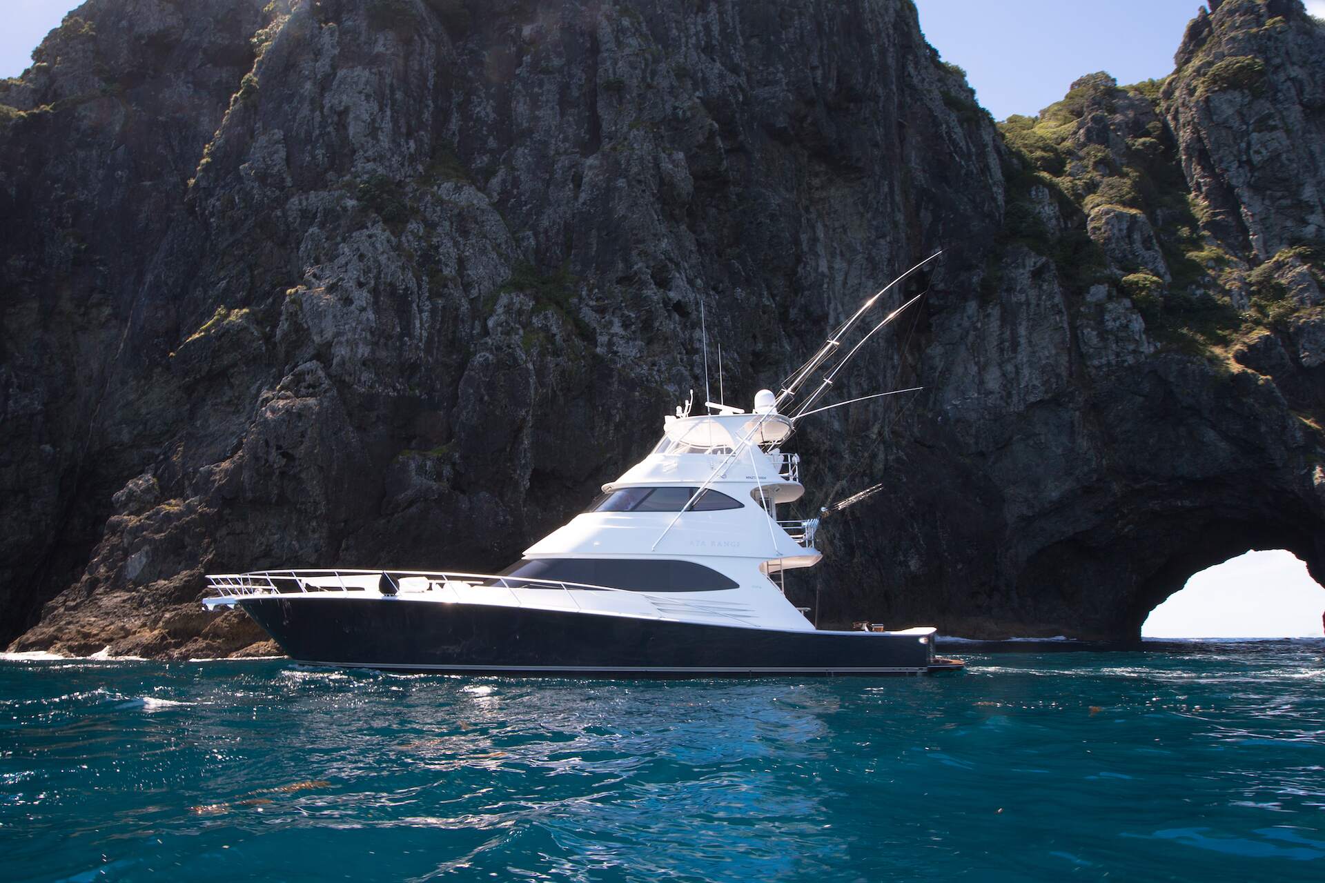 Charter the Ata Rangi Yacht | 37South