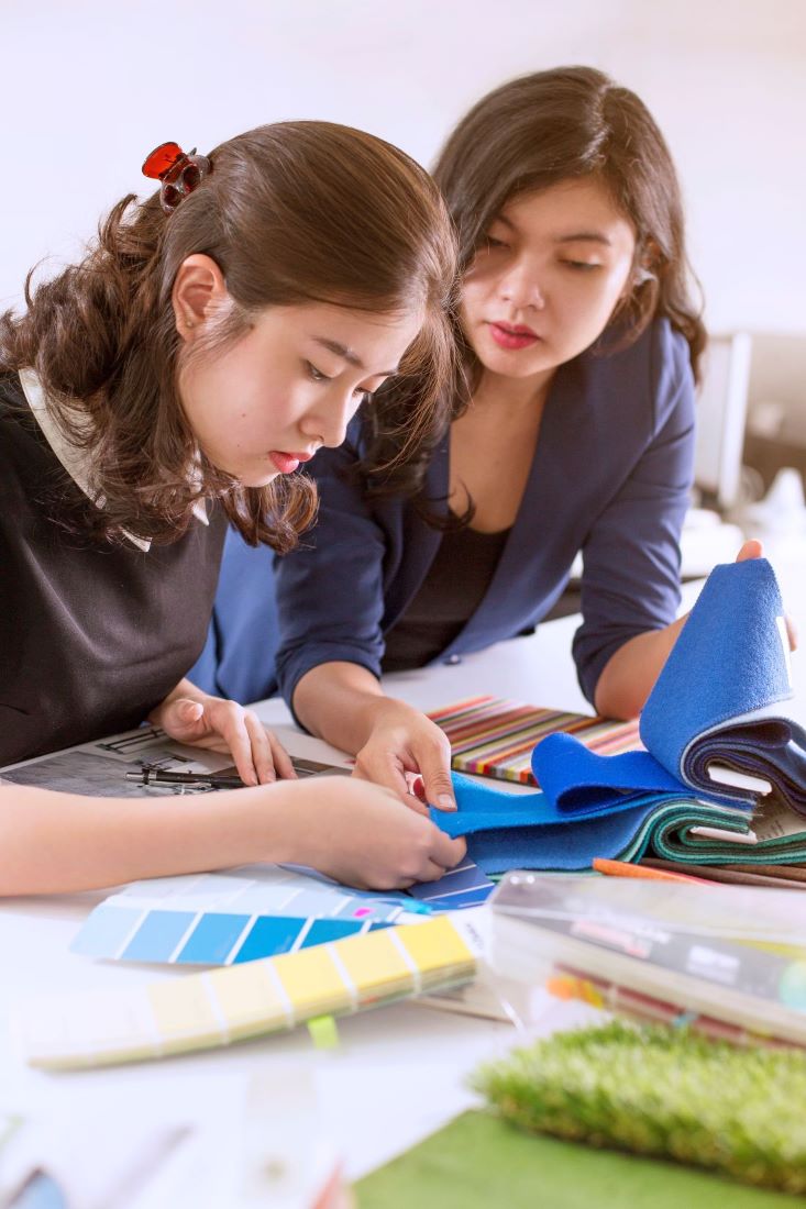 The people behind AVIP