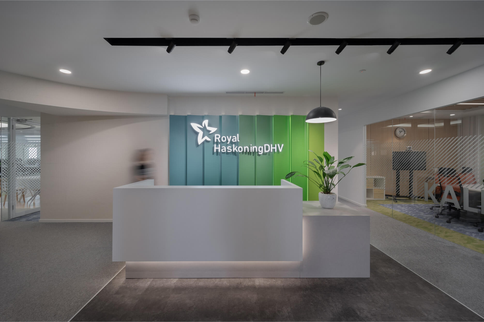 Royal Haskoning's Office Design + Build - Jakarta | AVIP