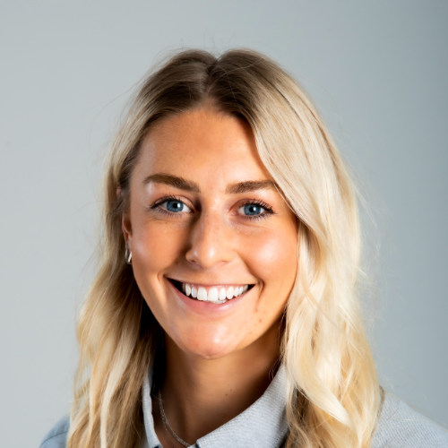 Emma Komocki | Vantage Black Sticks Lead Physiotherapist | Axis Sports ...