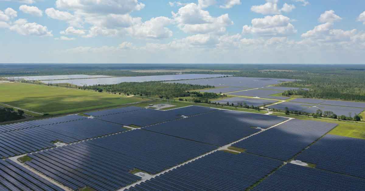 How This Solar Town Survived Hurricane Ian Shows the Promise of a Green ...