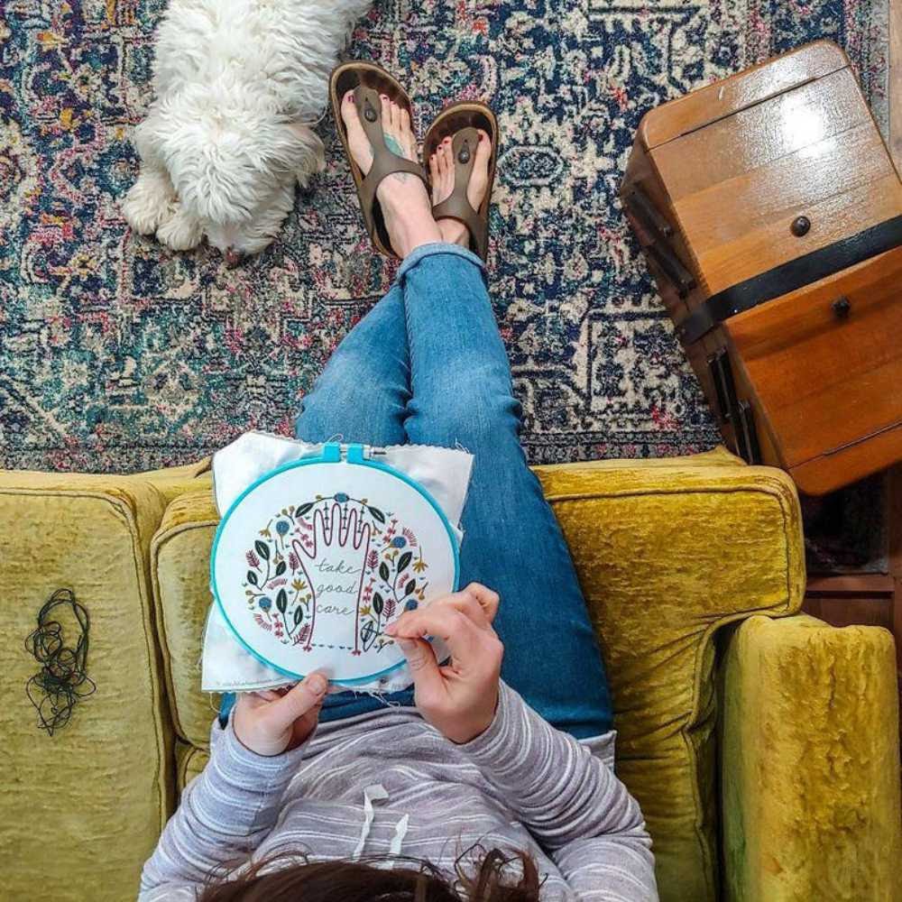 8 Best Etsy Listing Photo Tips (+55 Best Product Photography Found On Etsy)