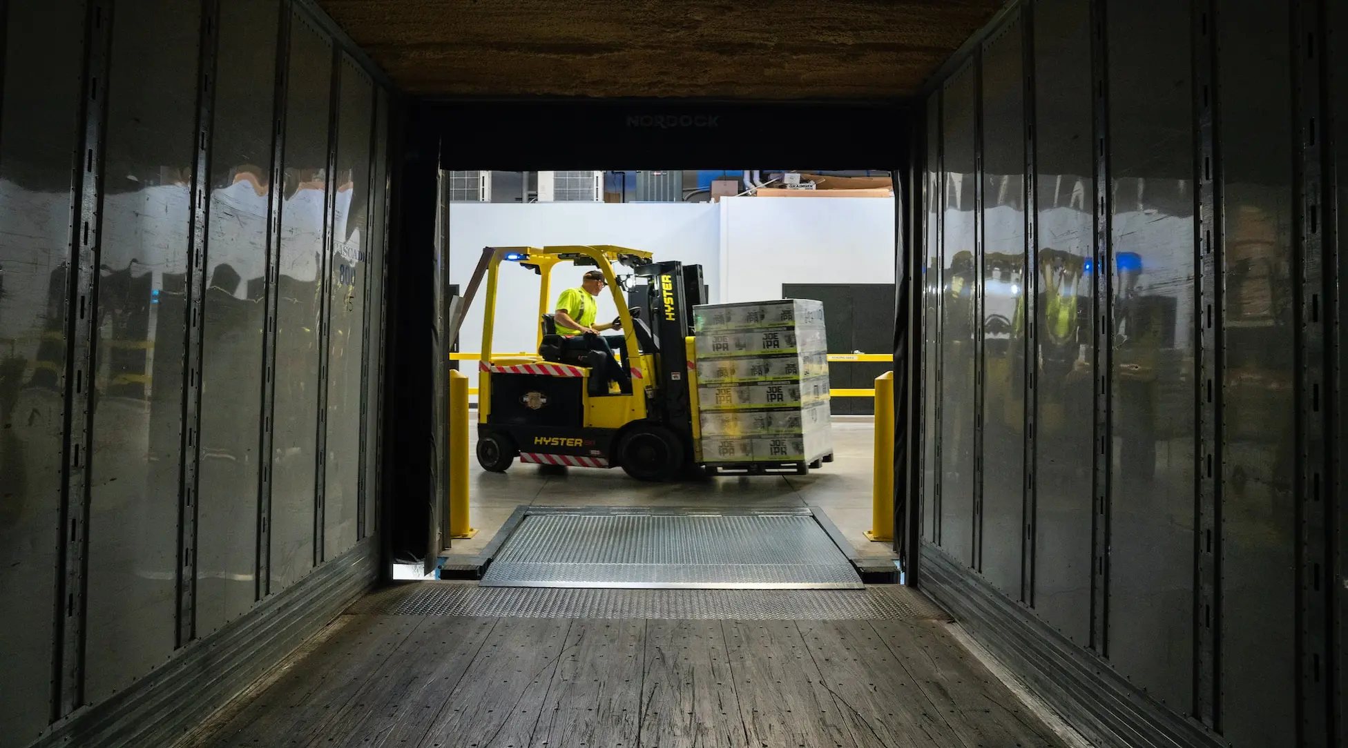 What is LTL Freight? A Complete Guide