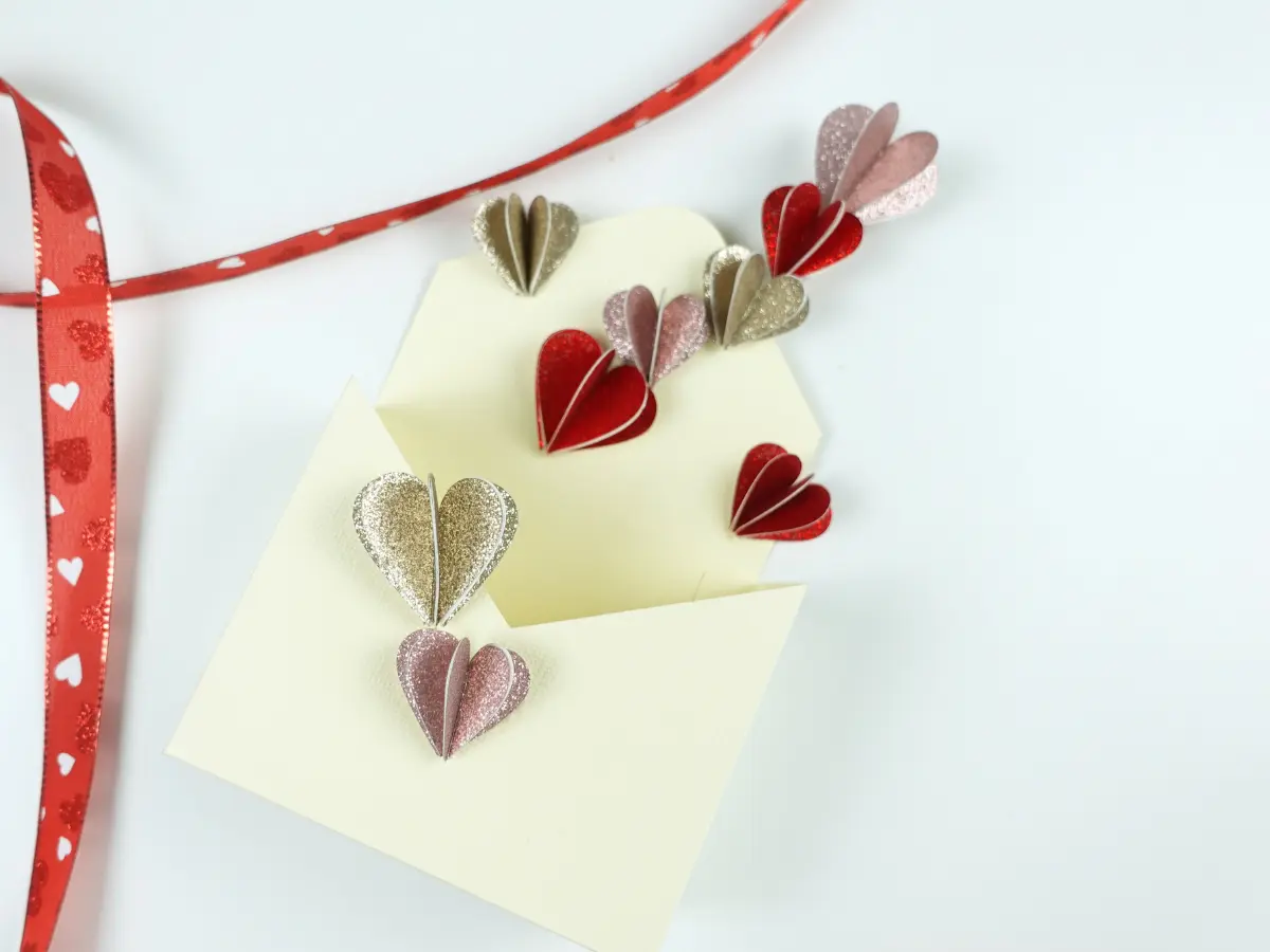 Cute Paper Craft: DIY Valentine Card Holder Box
