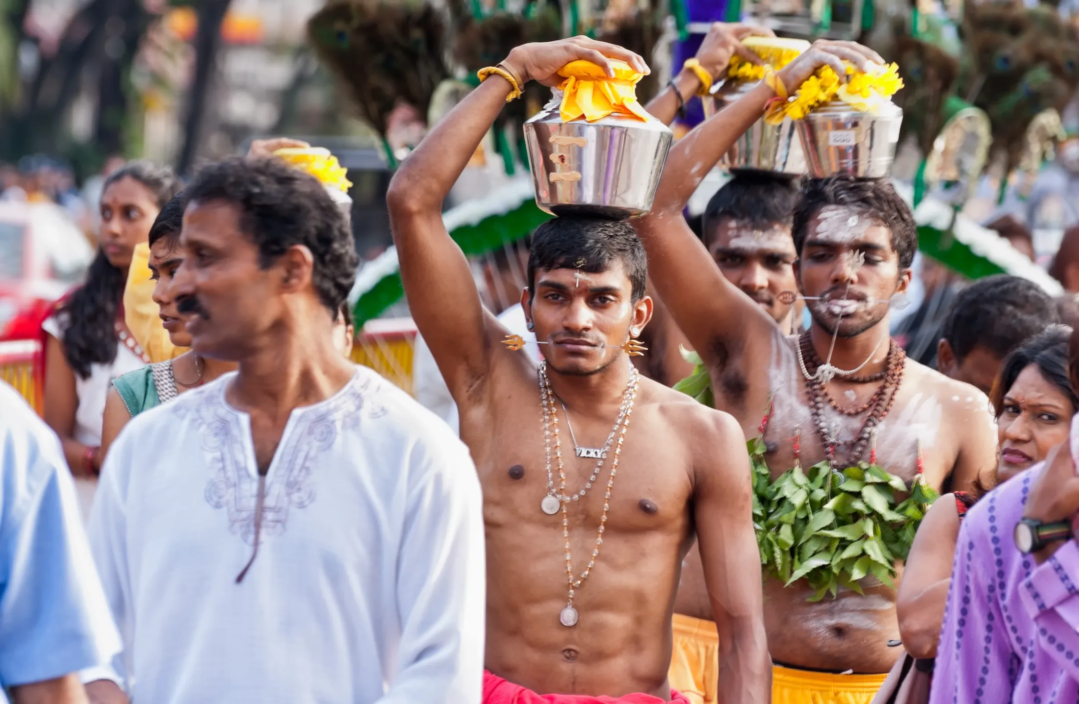 Plongée au cœur de la spiritualité mauricienne : le Cavadee Thaipusam à ...