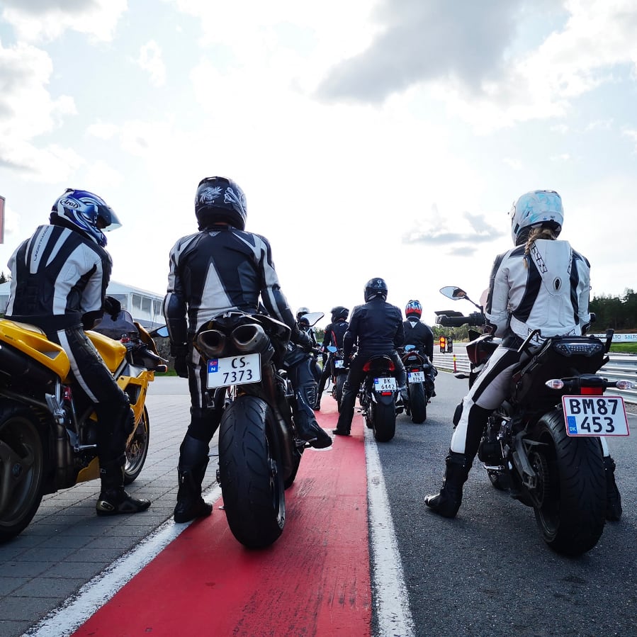 Valhalla Racing - Motorcykel Trackdays For Alle