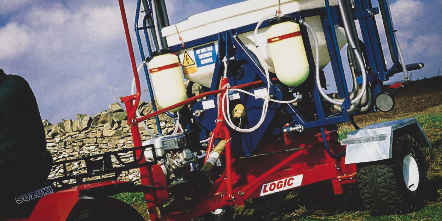 LOGIC | System 40 UTV ATV Sprayer S409/S410