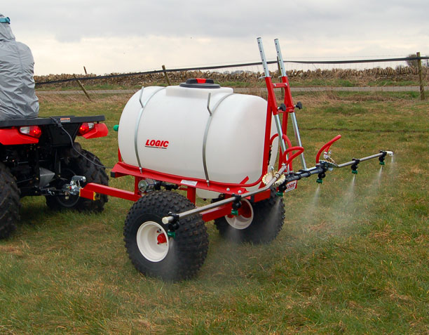 LOGIC | Trailed Sprayer TS400