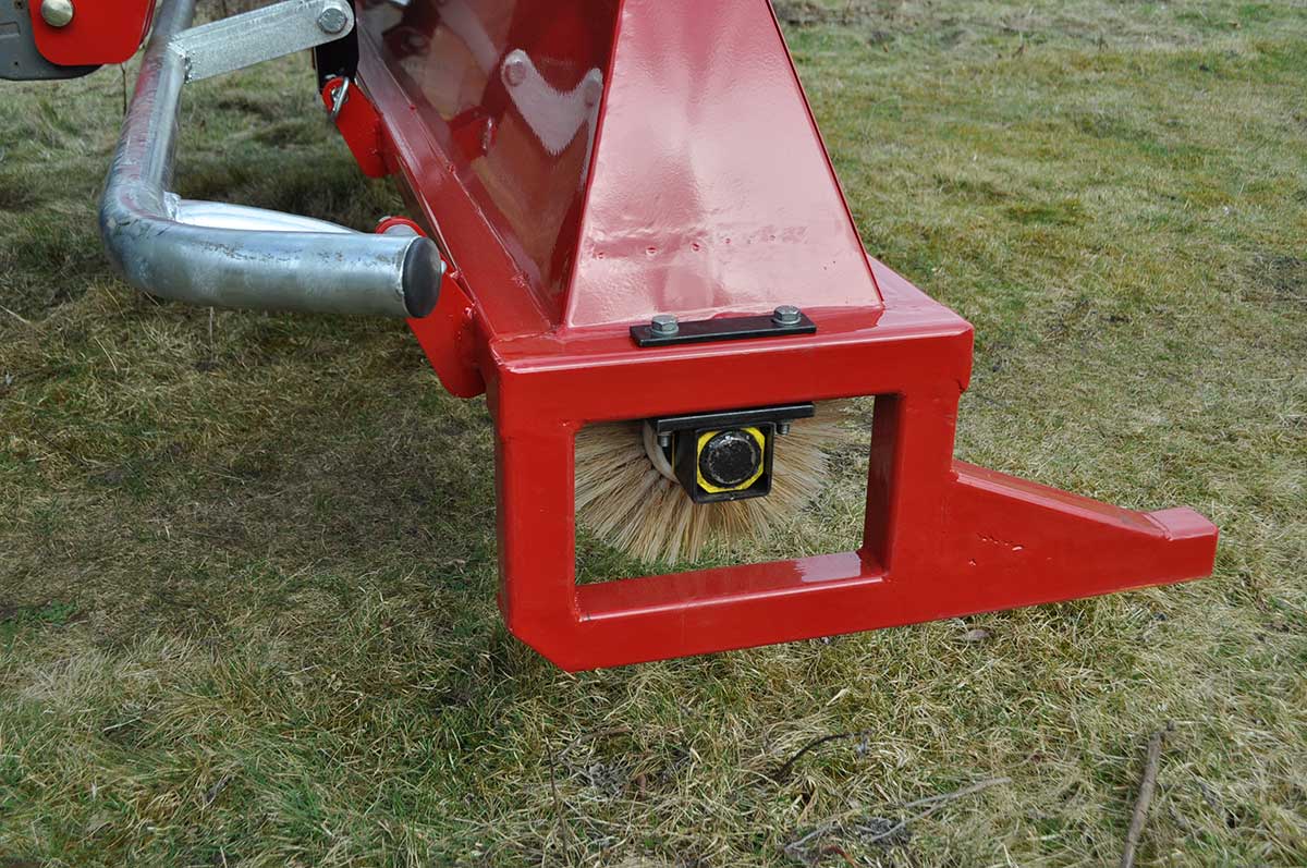 LOGIC | CTM250 Tractor Mounted Weed Wiper