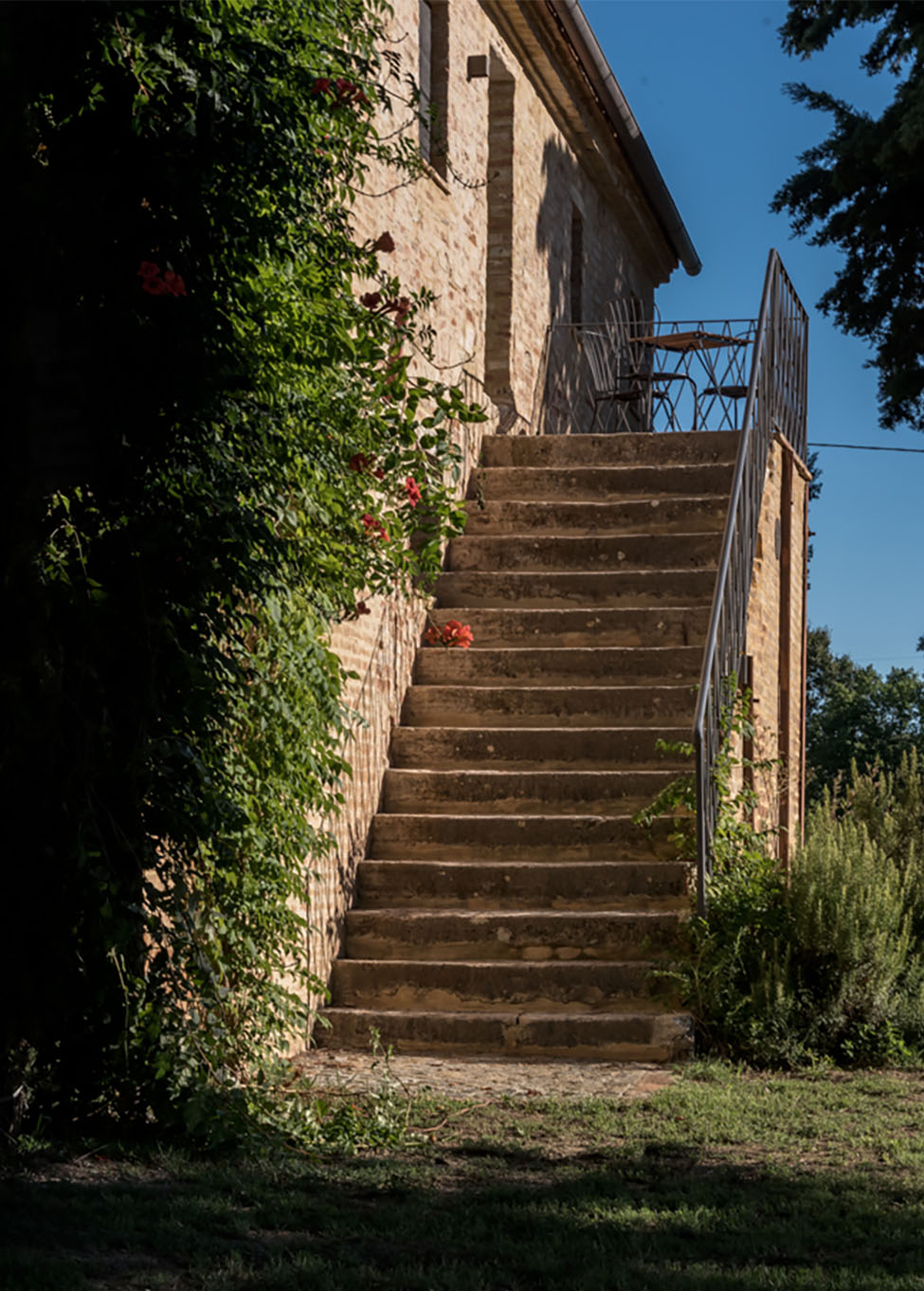 Ville Ferrano: Escape to the Serene Tuscan Countryside