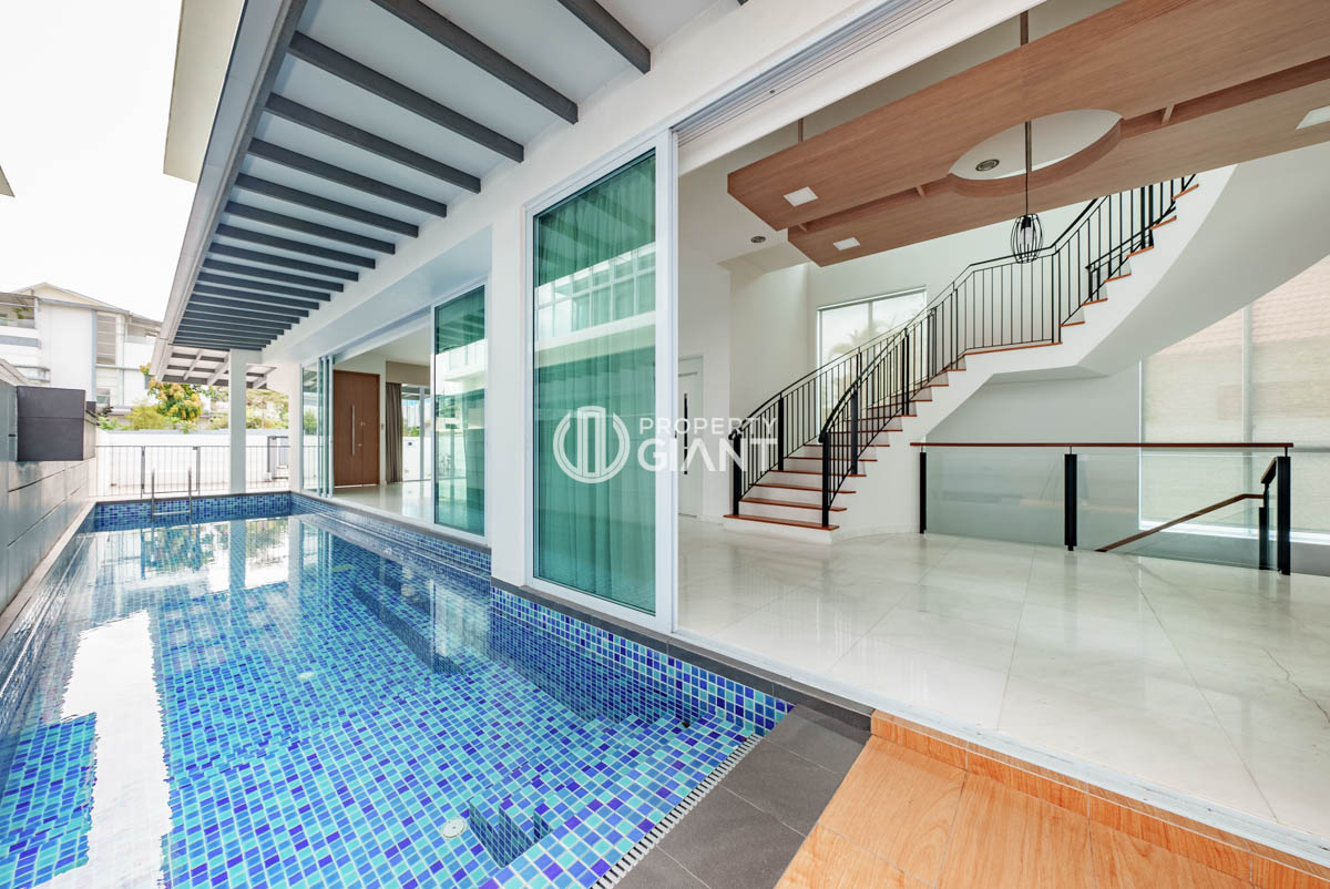 Siglap Road Bungalow For Sale in Singapore