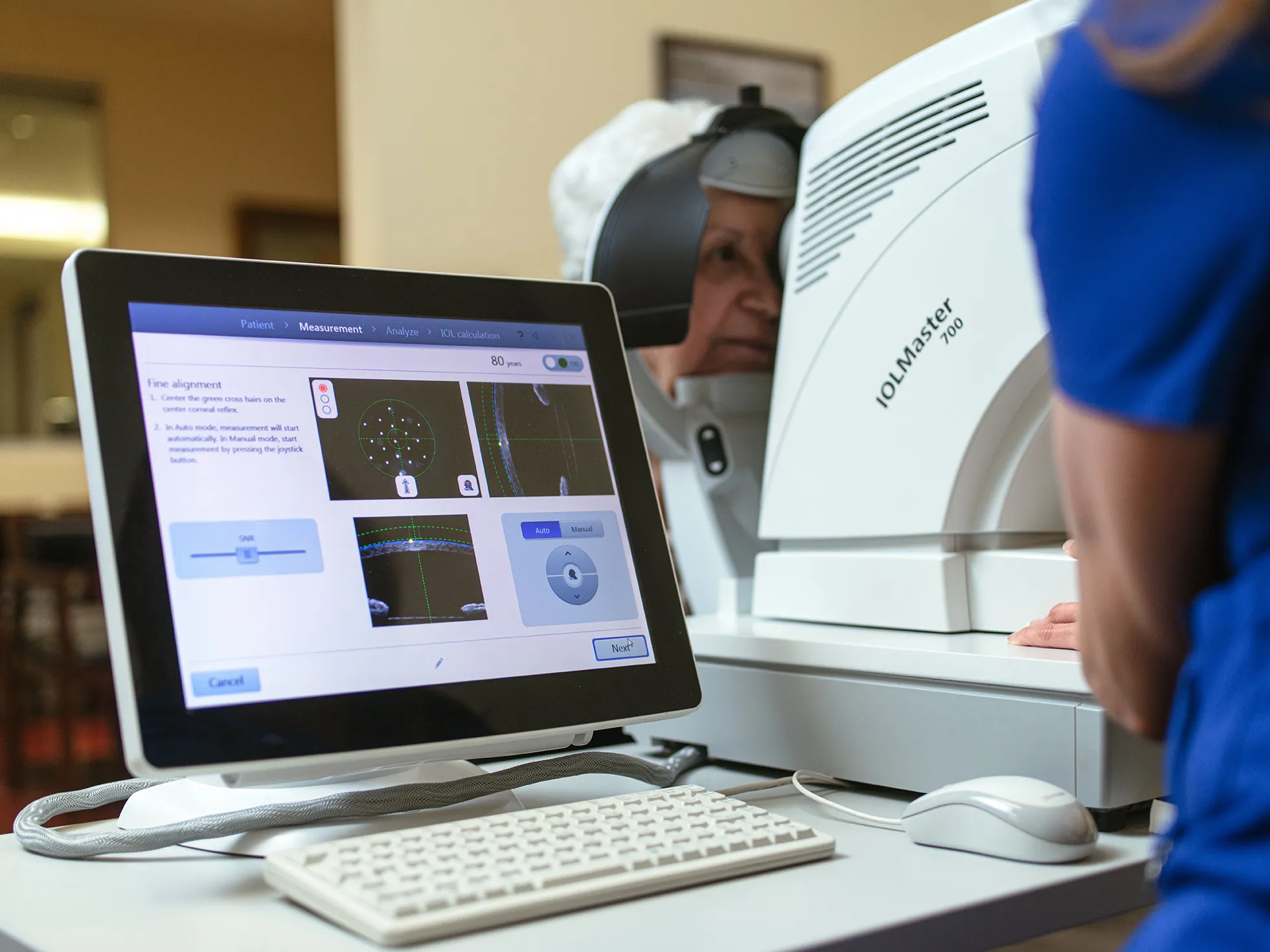 Cataract Surgery in San Antonio - Dr. Nader Iskander