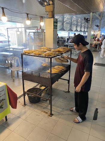 Is Brunei Worth Visiting? Our 3-day itinerary - Weirdo.Rocks