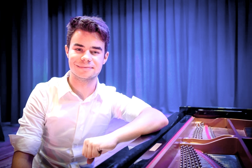 Piano solo: Nicolás Bernáldez Gómez (Madrid) | Oct 28, 2022