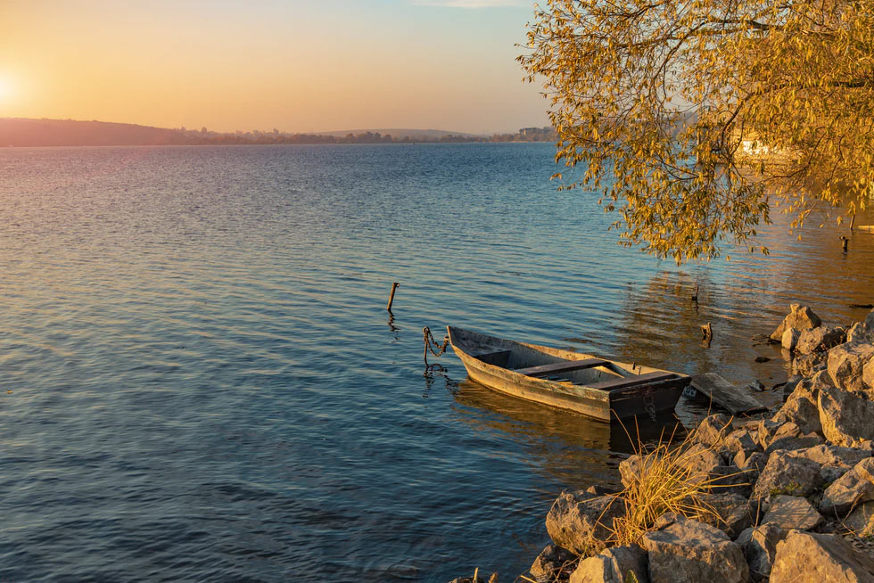 September 2024 Team Building Activities & Ideas