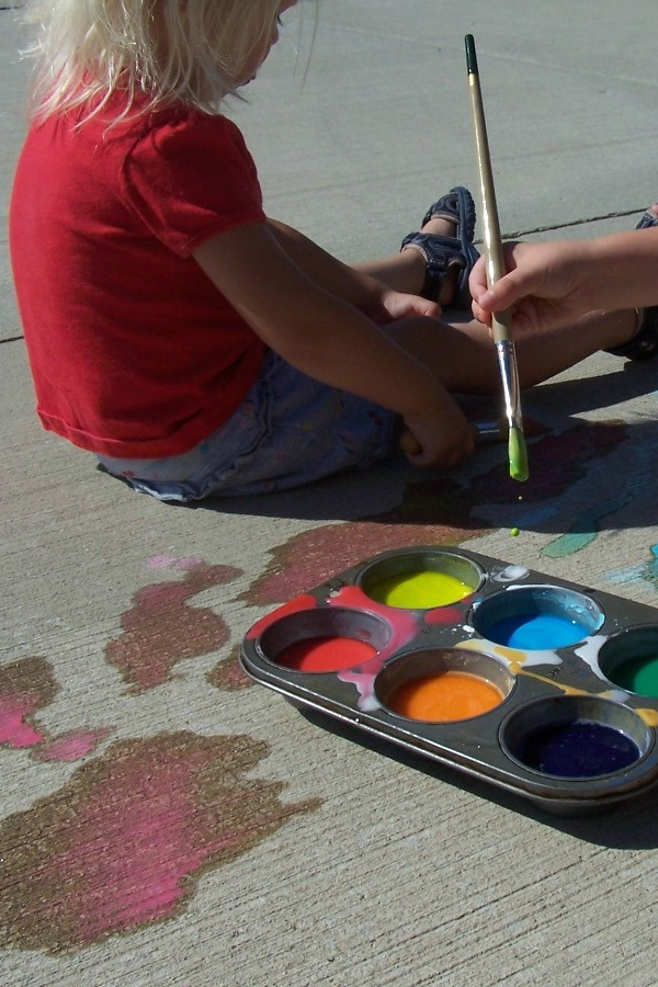 10 Ideas for Socially-Distanced Outdoor Activities | Famly