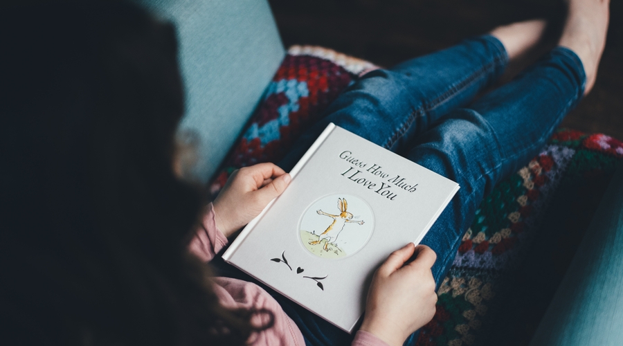 It's OK To Read Sad Stories to Children | Famly