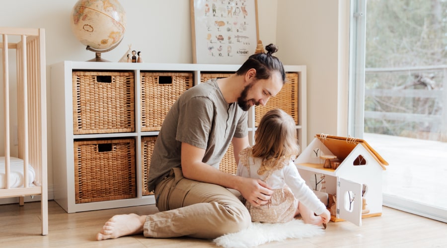 Help children handle emotional distress with co-regulation