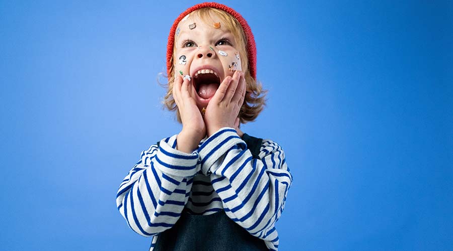 Nonverbal communication in child care | Famly