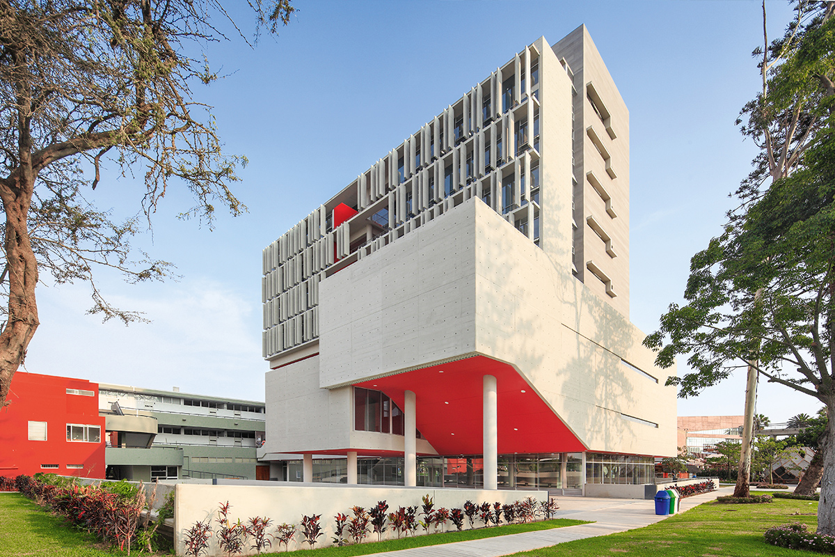 Presentación QLAB | PUCP