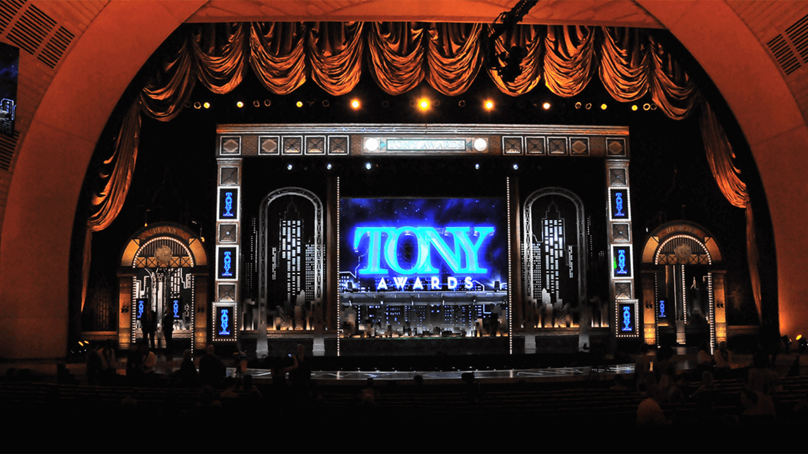 Lisa Dawn Cave, Victoria Bailey and Robert Fried to Receive 2023 Tony ...