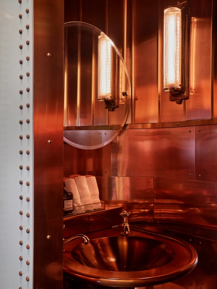 AvroKO — Reading Club & Seneca