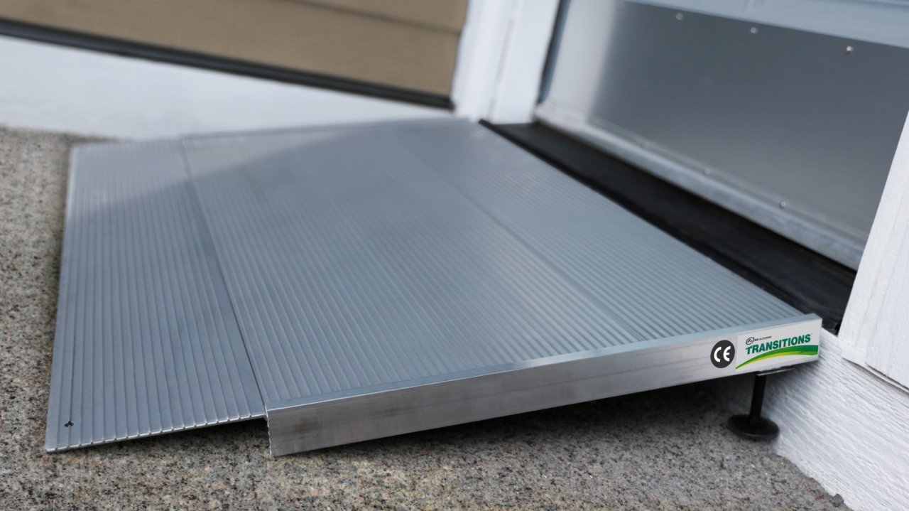 TRANSITIONS® Angled Entry Ramp | Adjustable Threshold Ramp