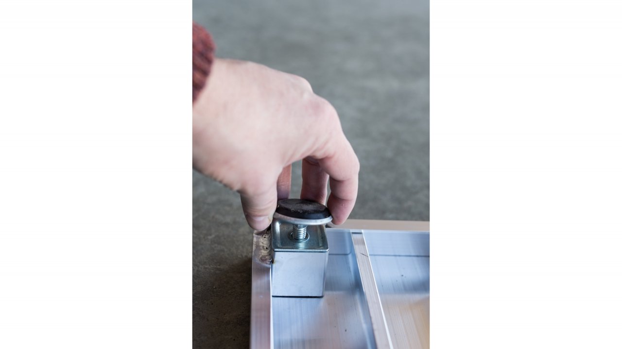 TRANSITIONS® Angled Entry Ramp | Adjustable Threshold Ramp