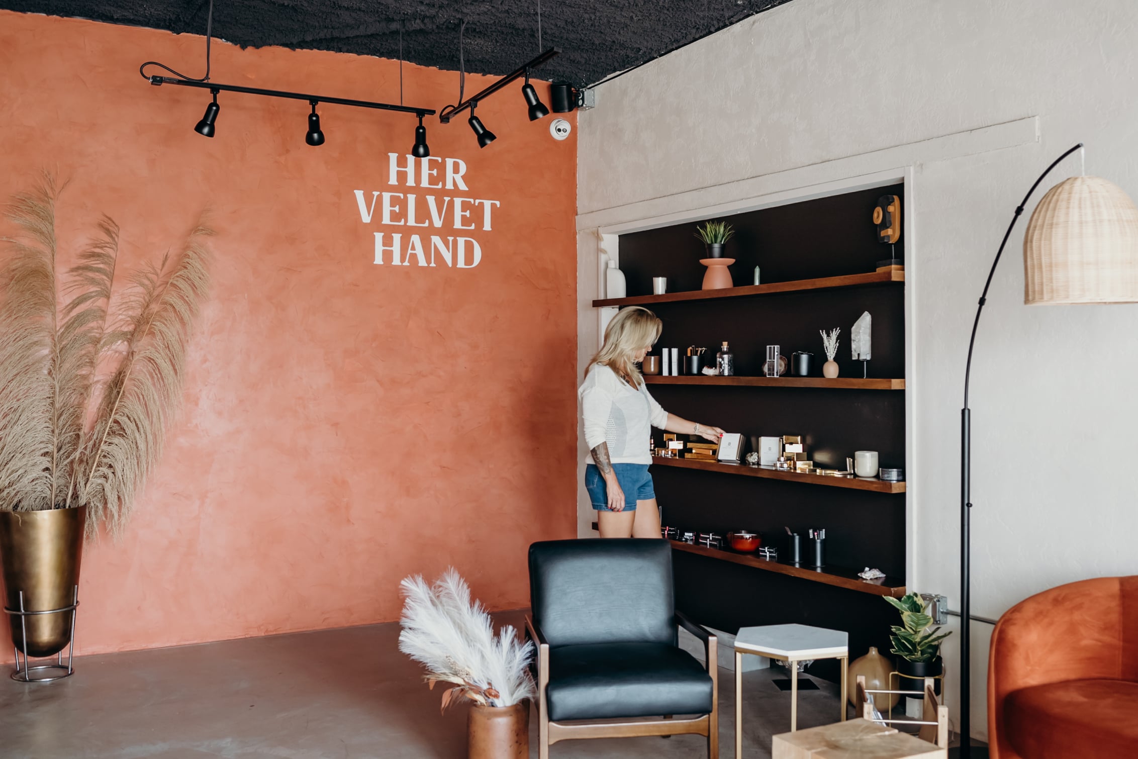 Contact + Studio | Her Velvet Hand