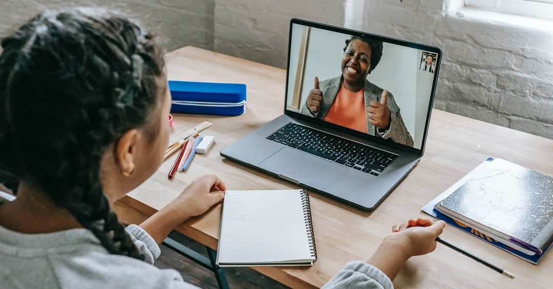 Online Live Instruction Makes Learning Personal - Proximity Learning