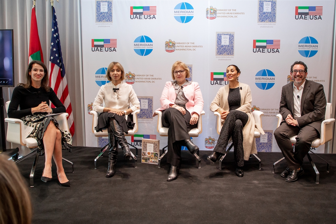 Diplomacy on the Dinner Table