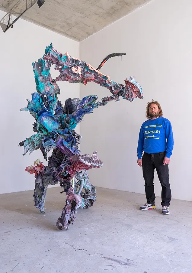 Contemporary Art Magazine Curated | Munchies Art Club