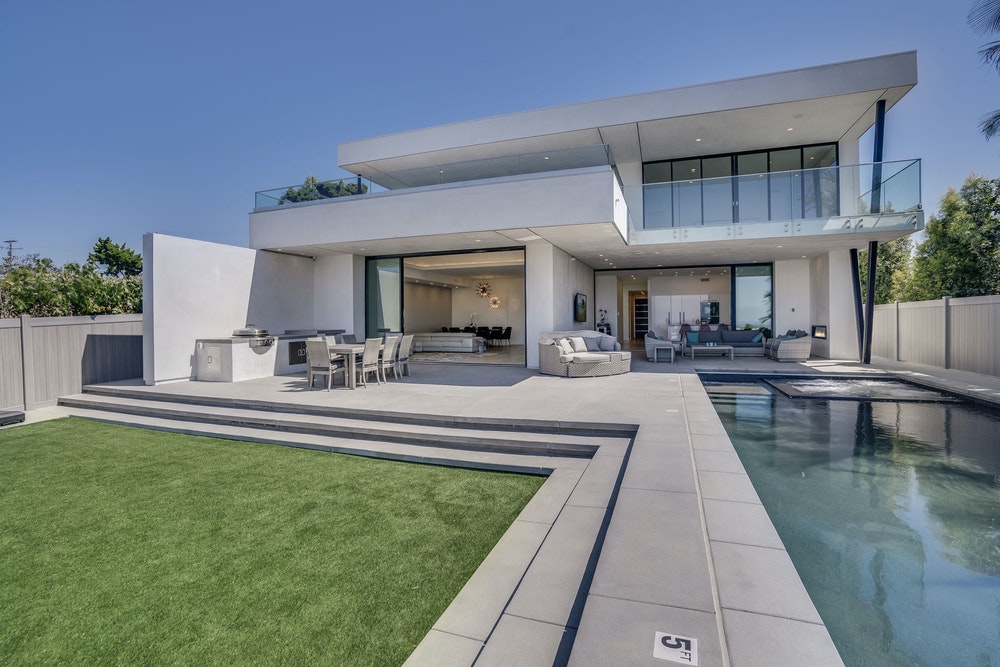 1070 Architecture | Modern Architecture Studio