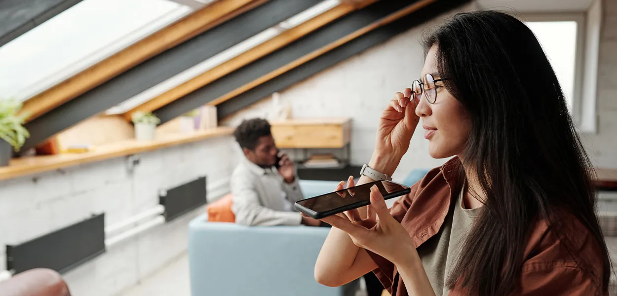 18 professional voicemail greetings + examples for businesses