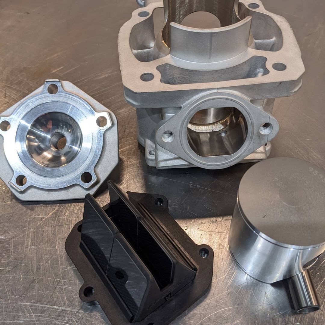 Best Go Kart Engines - Black Racing Engines