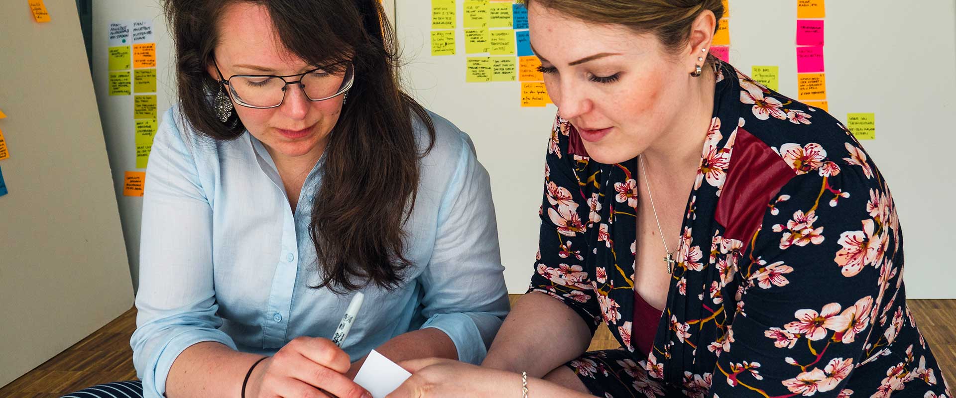 How to Organize Your Research Material and Analyze Your Research Data ...