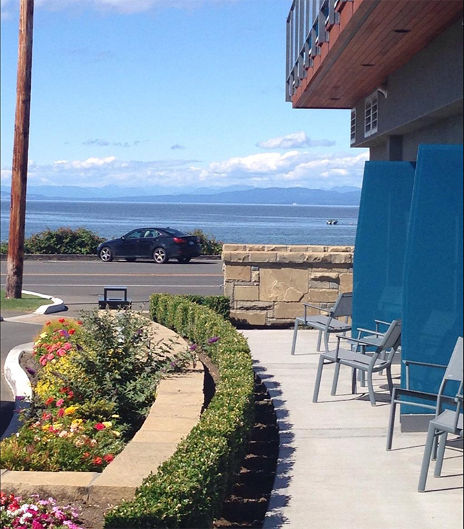 Qualicum Beach Inn