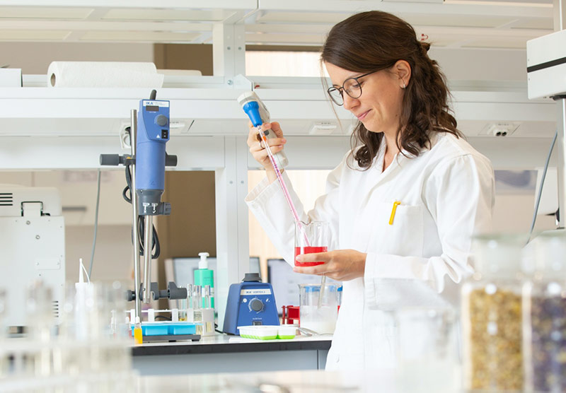 CURA COSMETICS GROUP | inspiring you