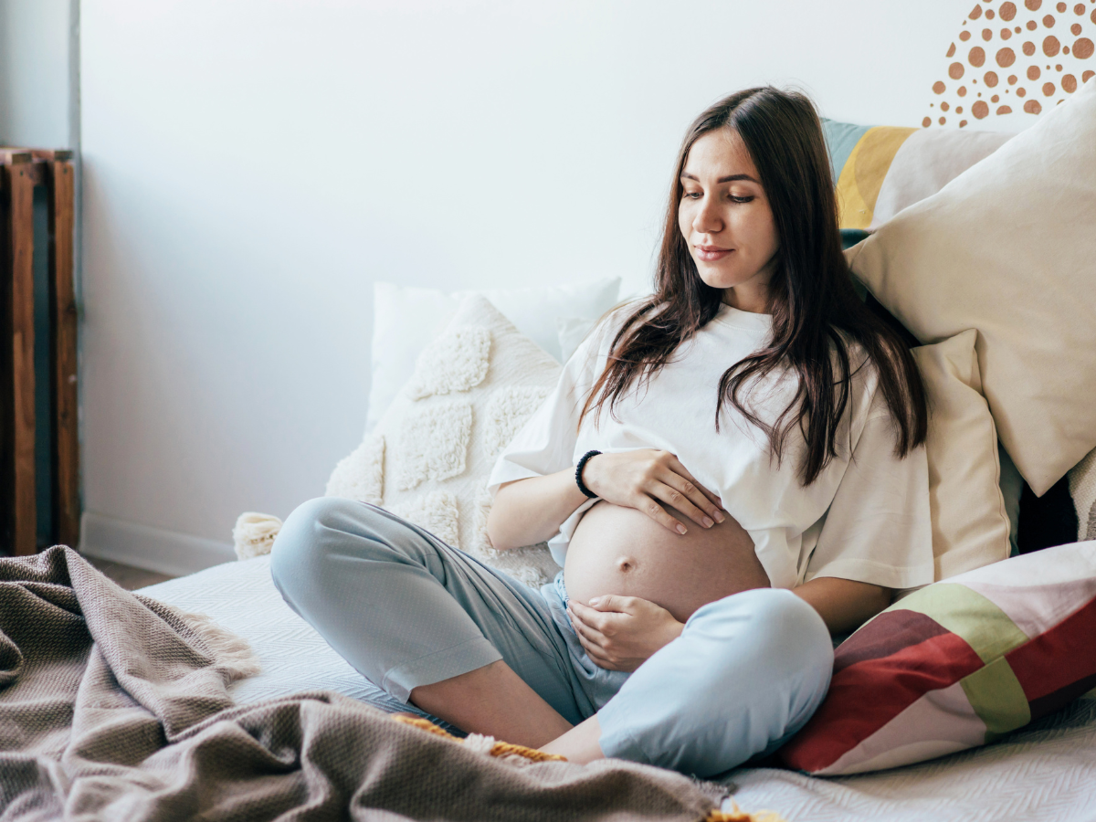 Is It Normal to Experience Bloating During Pregnancy? | Kin Fertility