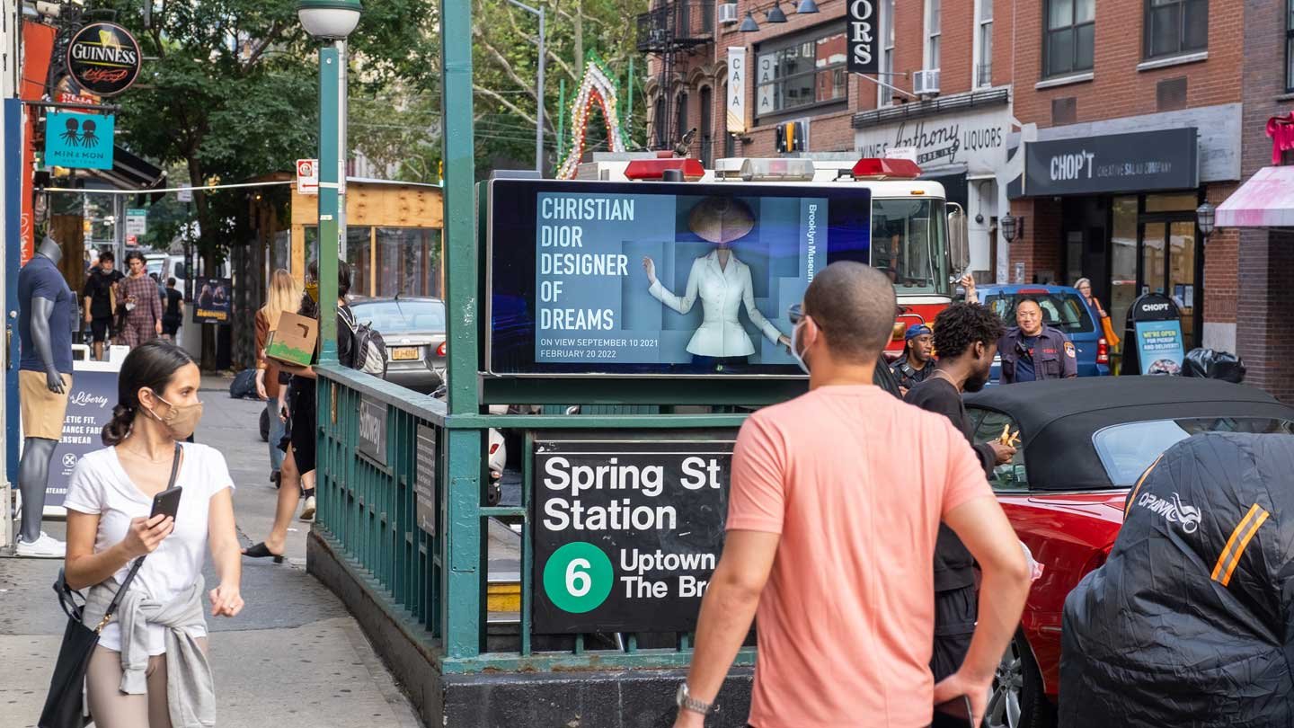 Street Furniture & Urban Panel Ads. from £4.9 an hour | CAASie.co UK