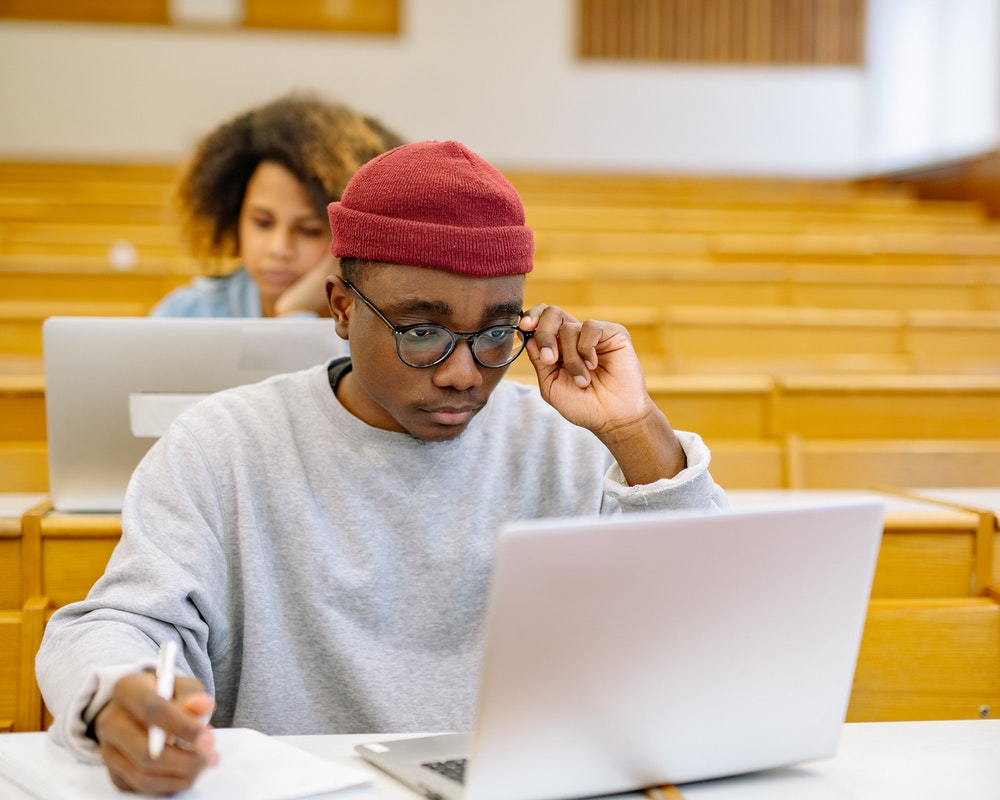 How to Use the MSAR to Choose a Medical School (Made Easy)