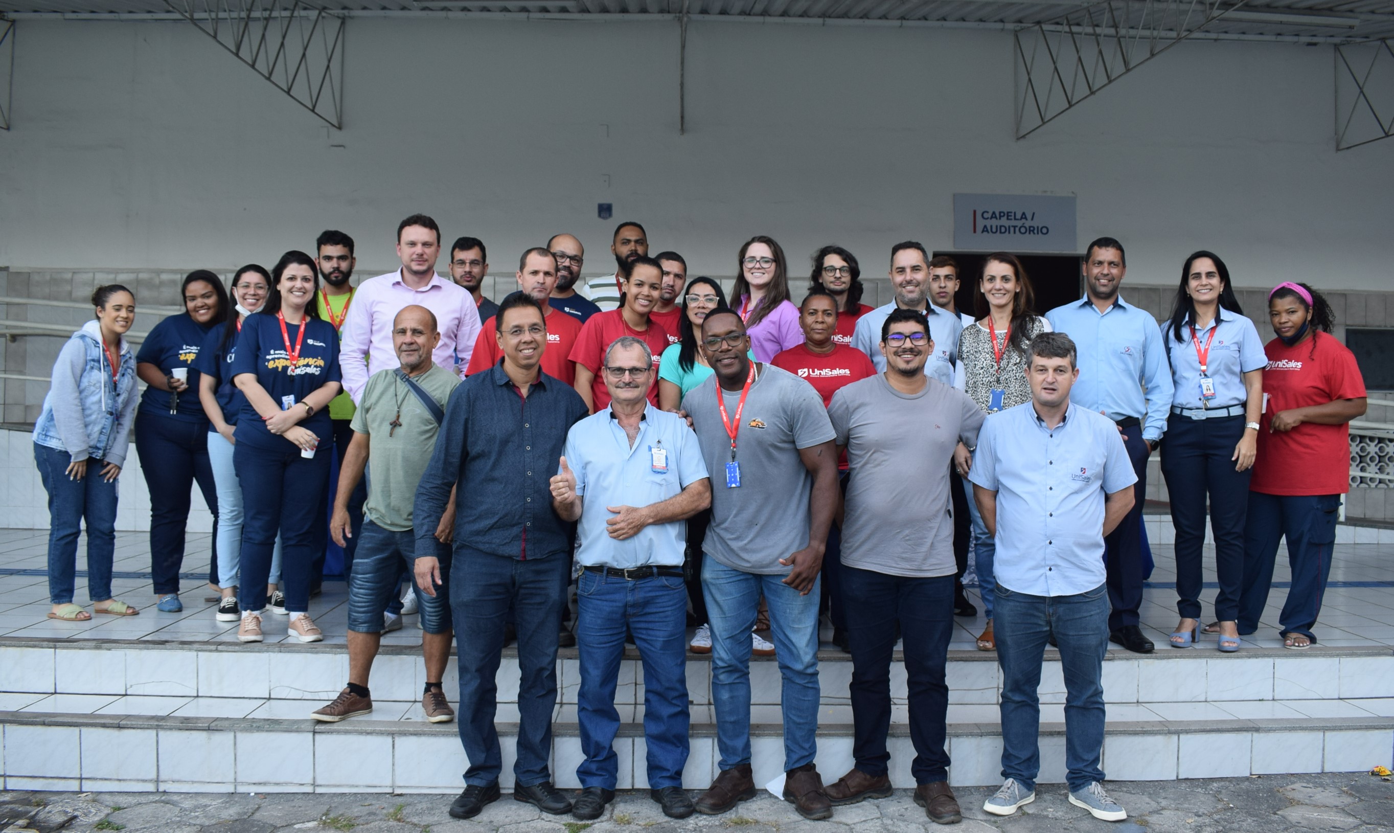 Blog | Educador com maior tempo de serviço da ISJB recebe homenagem