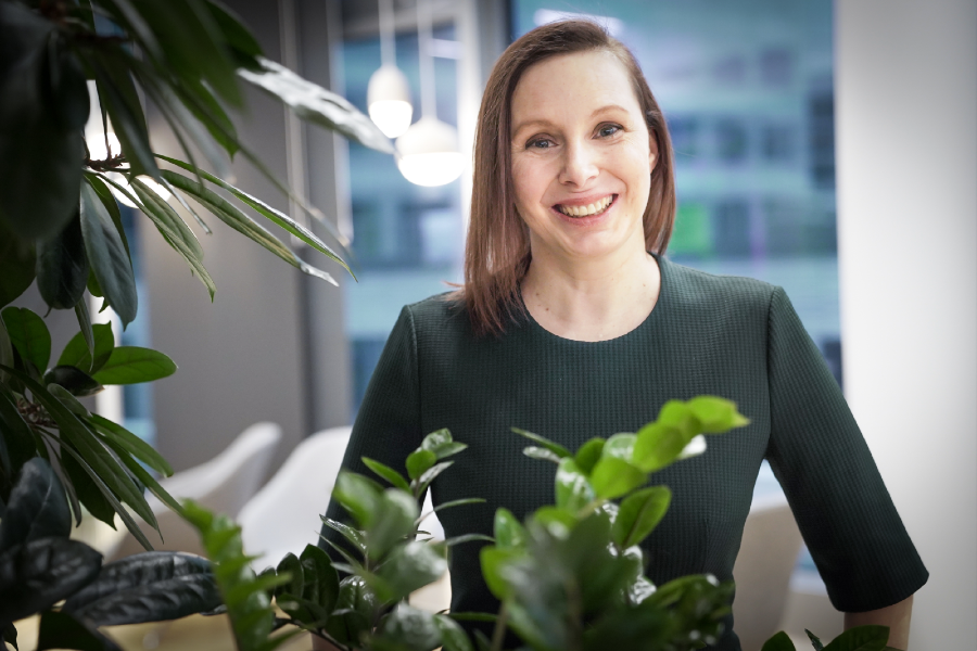 🔍 Kati Riikonen on menestyvä johtaja, jolla on tärkeä viesti ...