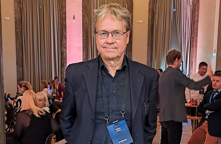 🔍 Suomi-Twitterin suuri nimi Pekka Sauri on X:stä harvoin pois tuntia ...