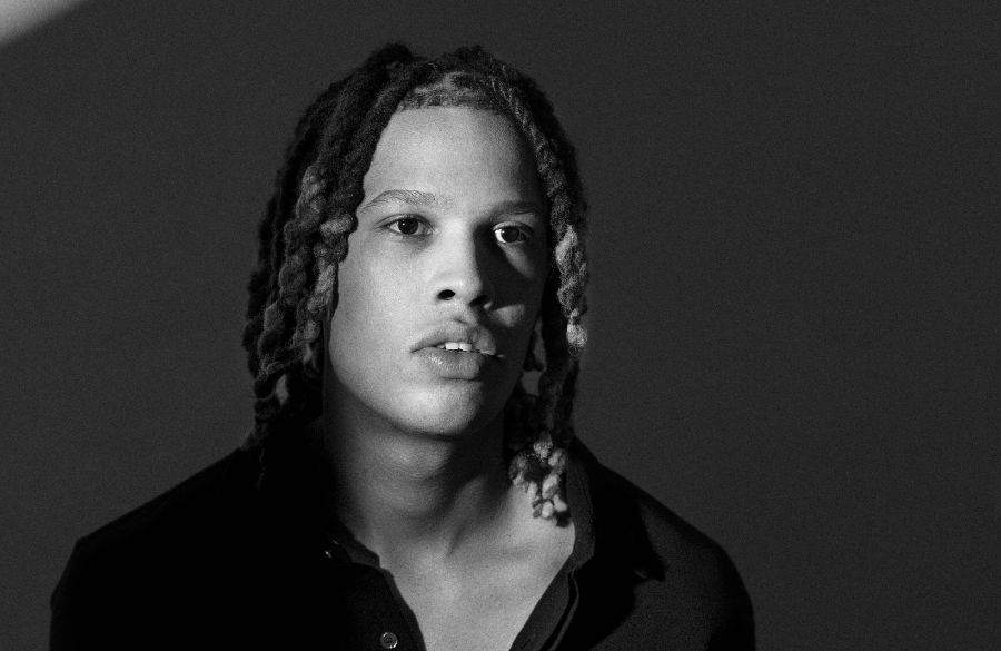 Lääkärikeskus Aava julkaisi mielenterveysaiheisen dokumenttisarjan Max ...