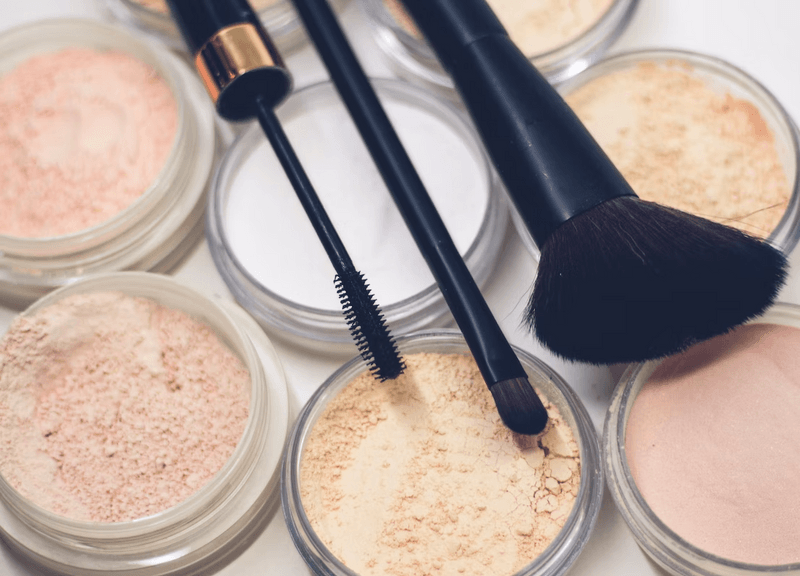 The Pros and Cons of Wearing Makeup Every Day