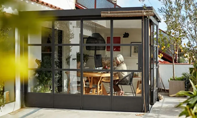 Houzy Magazine | Winter garden: location, material, glazing and cost
