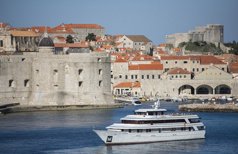 MV Corona | Fred. Olsen Travel Agents